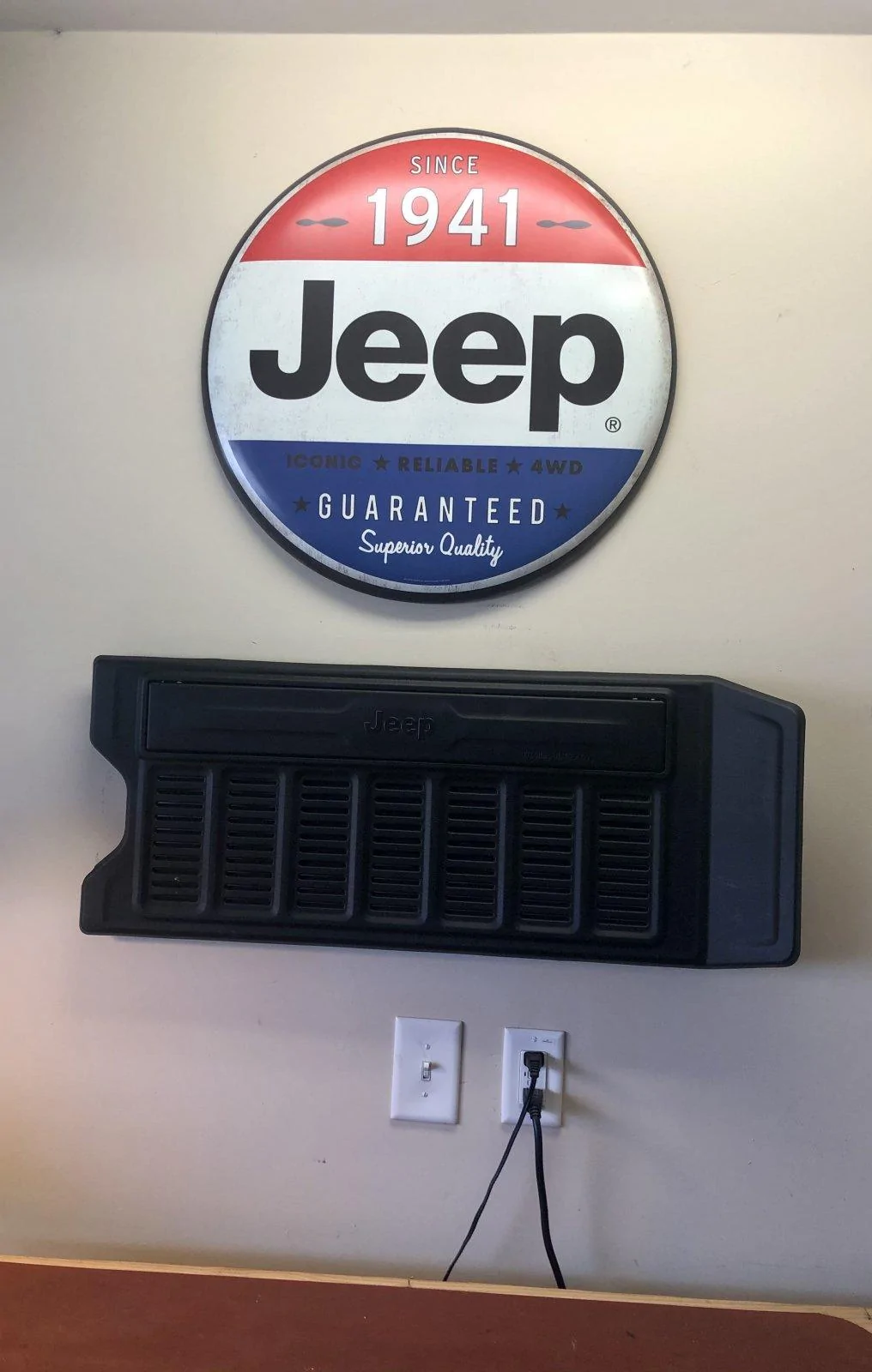 Outback Adventures Trailgater Tailgate Table | 2018+ Jeep Wrangler ...