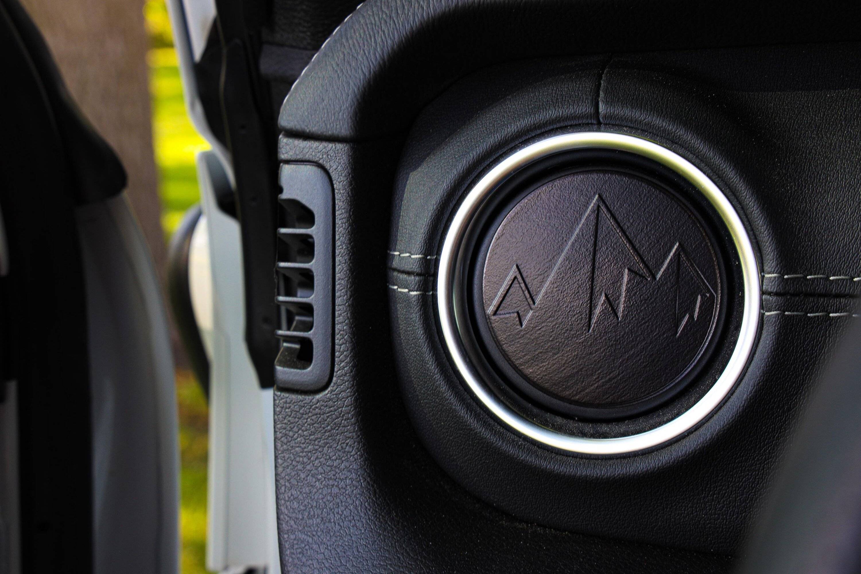 📢 💥 THREEDOM CUSTOM DESIGN BADGES | Jeep Wrangler Forums (JL / JLU ...