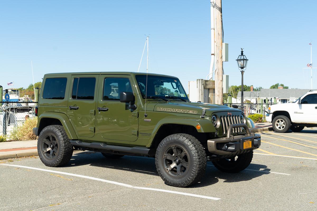 New York - FS: 2016 Wrangler Unlimited - 75AE - rare Sarge Green | Jeep ...