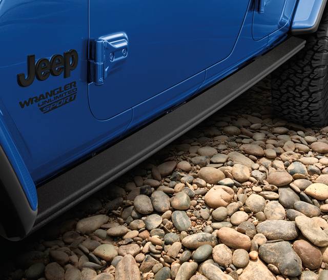 Best automatic side steps for 2024 wrangler rubicon 392? | Jeep ...