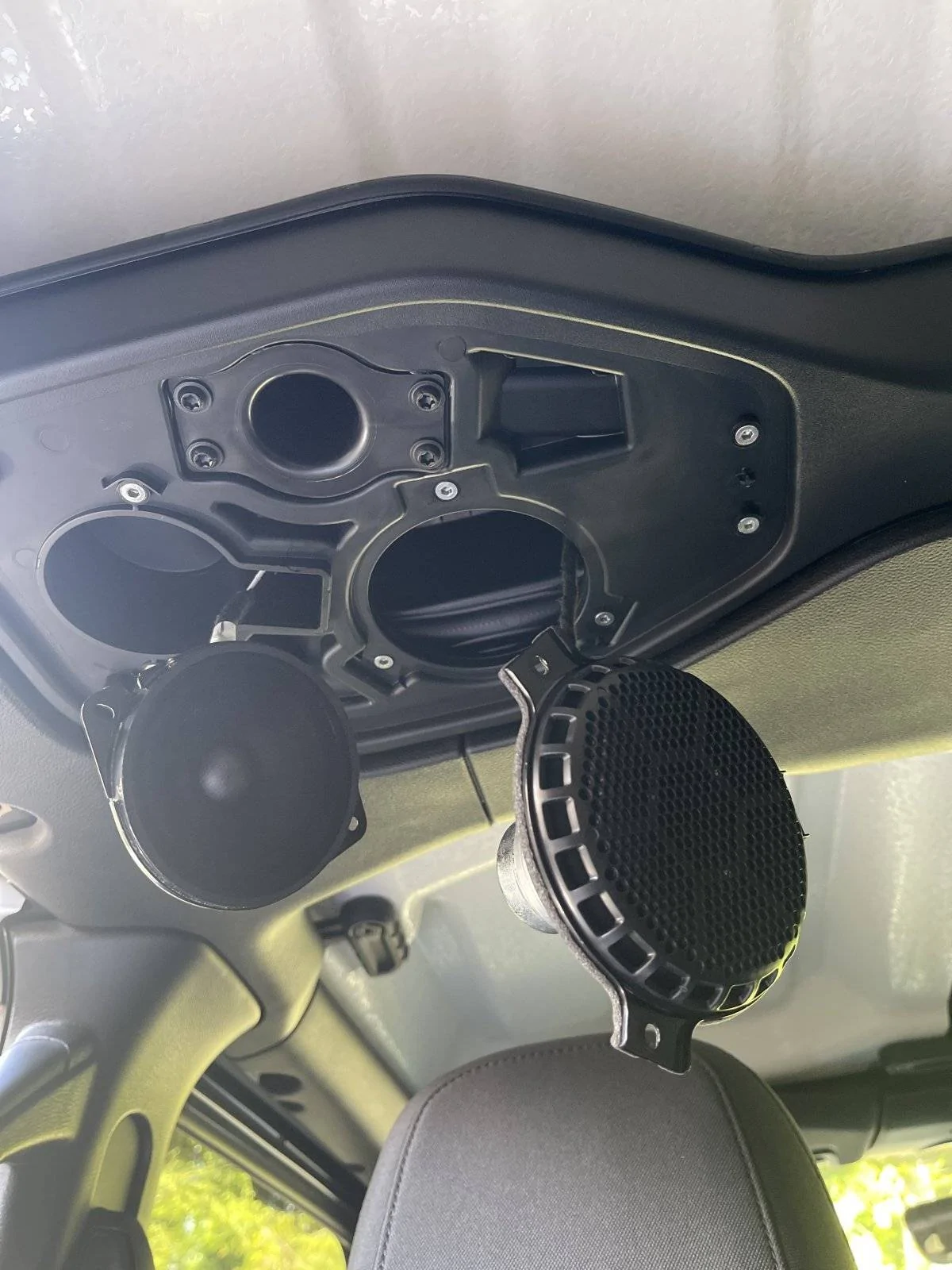 Upgrading Alpine "Premium" Sound 2018+ Wrangler JL | Jeep Wrangler ...
