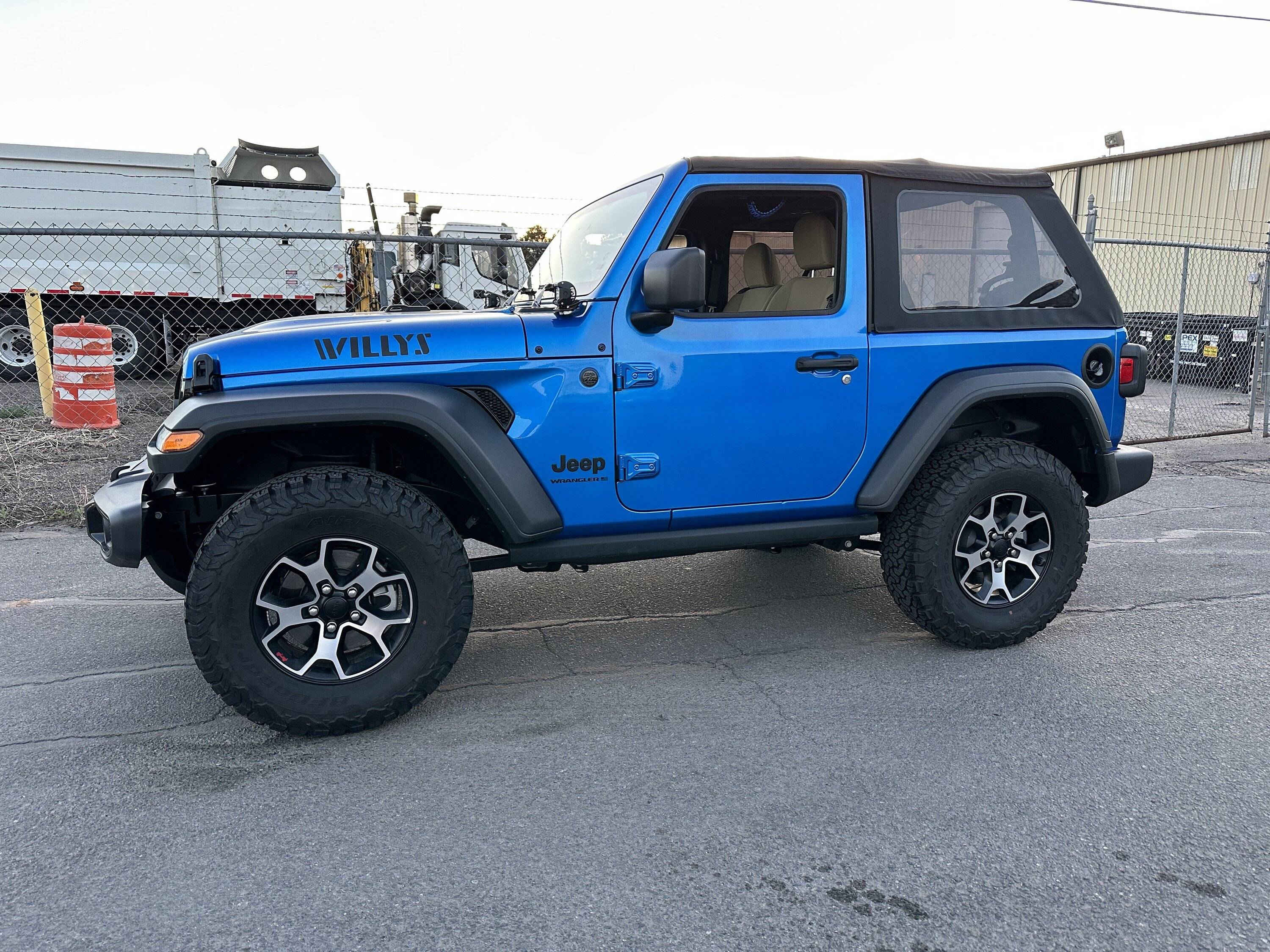 Share your stock Jeep vs. your Jeep post mods ☺️ ️ -- Before & After ...