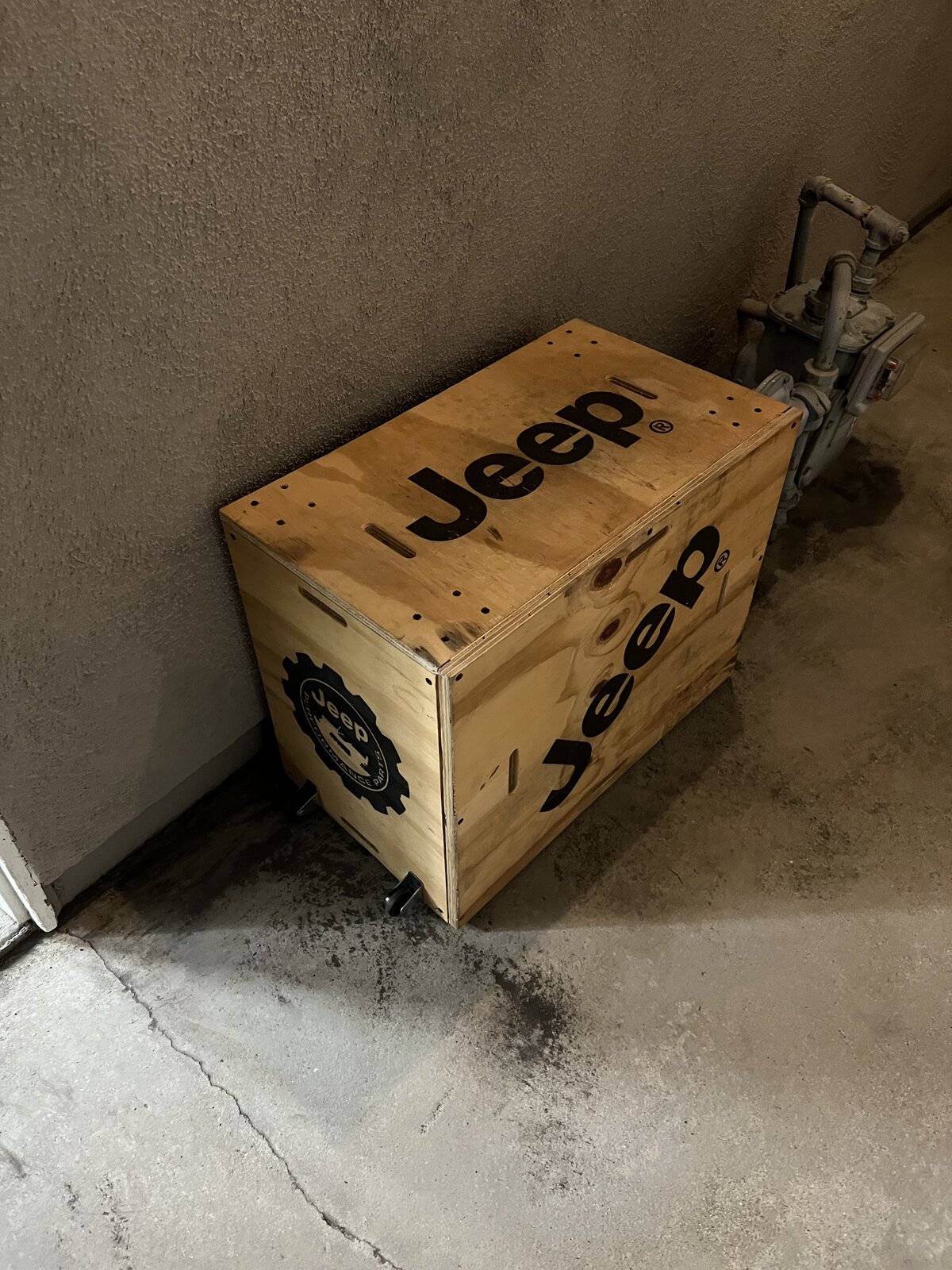 California - FREE - Jeep crate/box/step with wheels | Jeep Wrangler ...