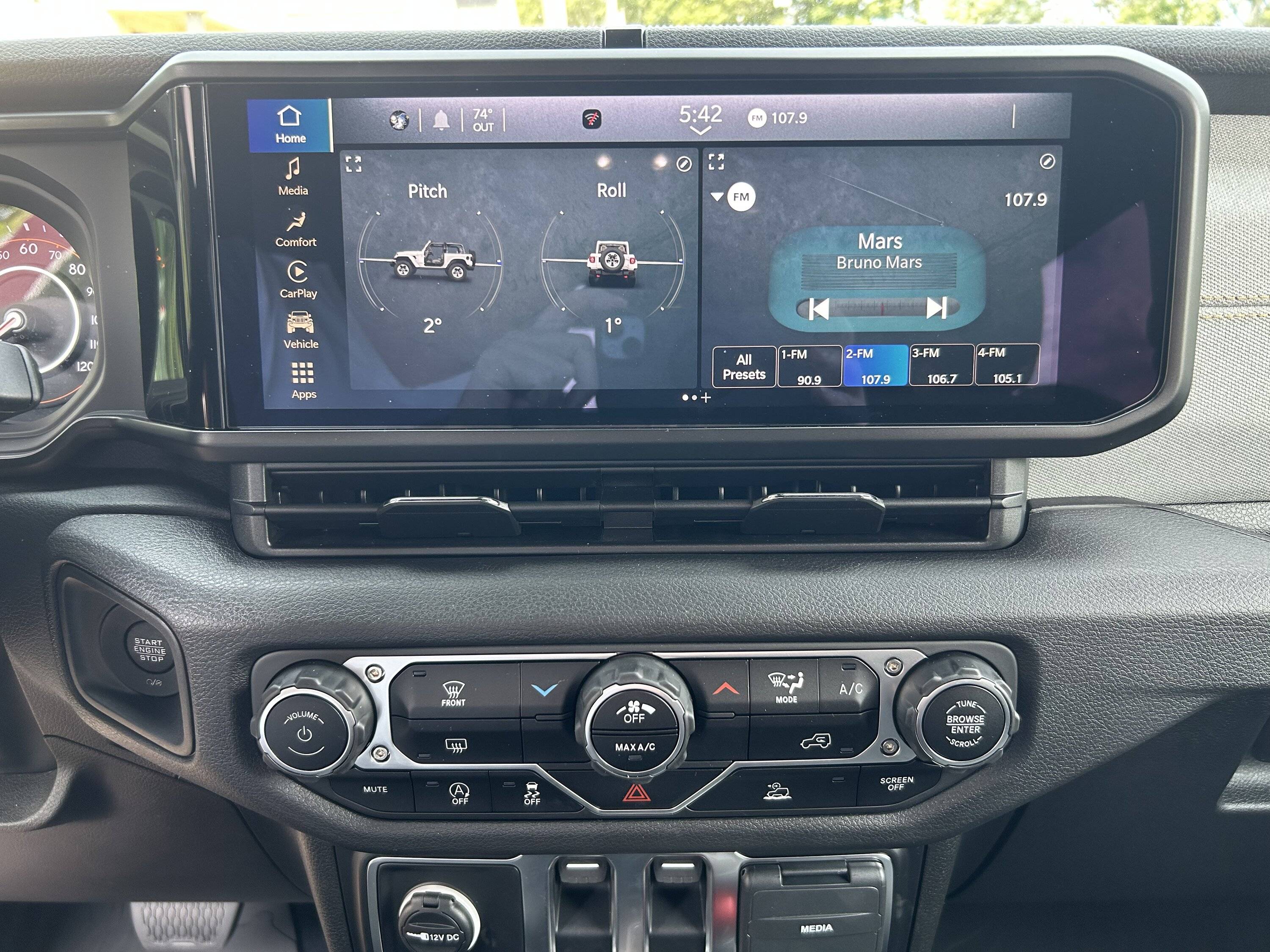 12.3-inch touchscreen Uconnect 5 | Jeep Wrangler Forums (JL / JLU ...