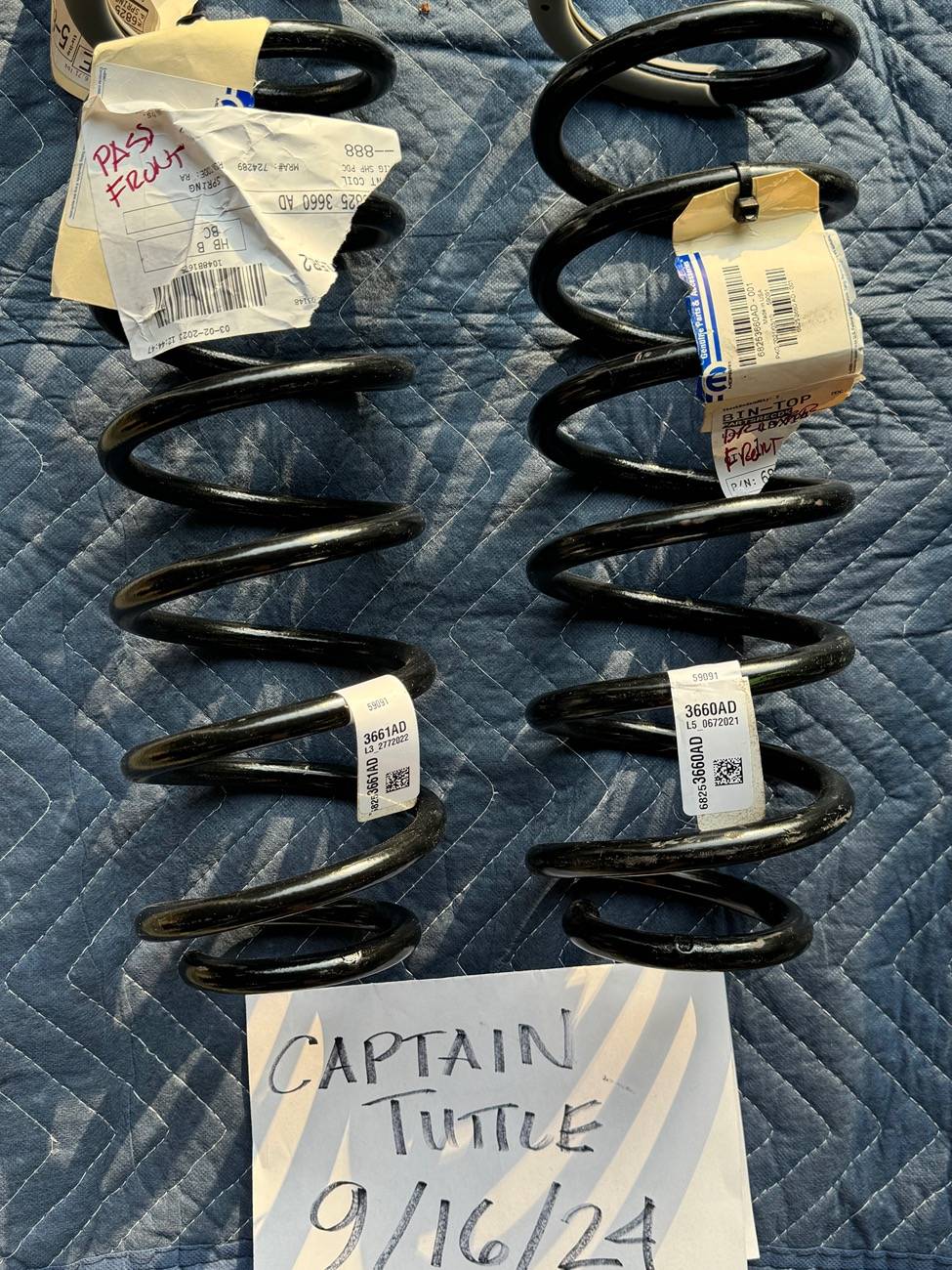 Pennsylvania - OEM Coil Springs from Rubicon 4-door – Brand new in box ...