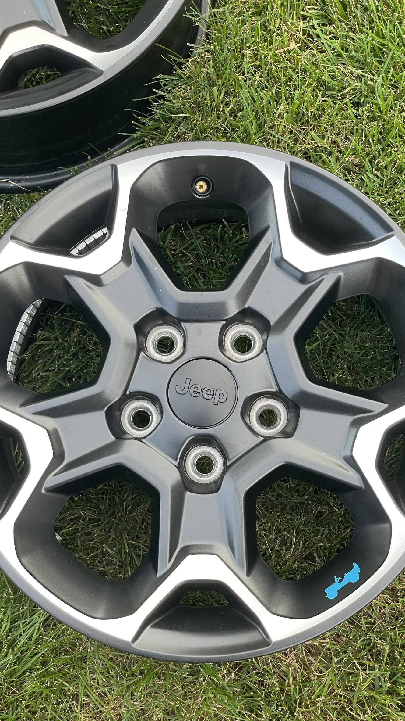 Illinois - 5 2023 Rubicon 4xe wheels - 17x7.5 - $875 OR Trade for JL ...