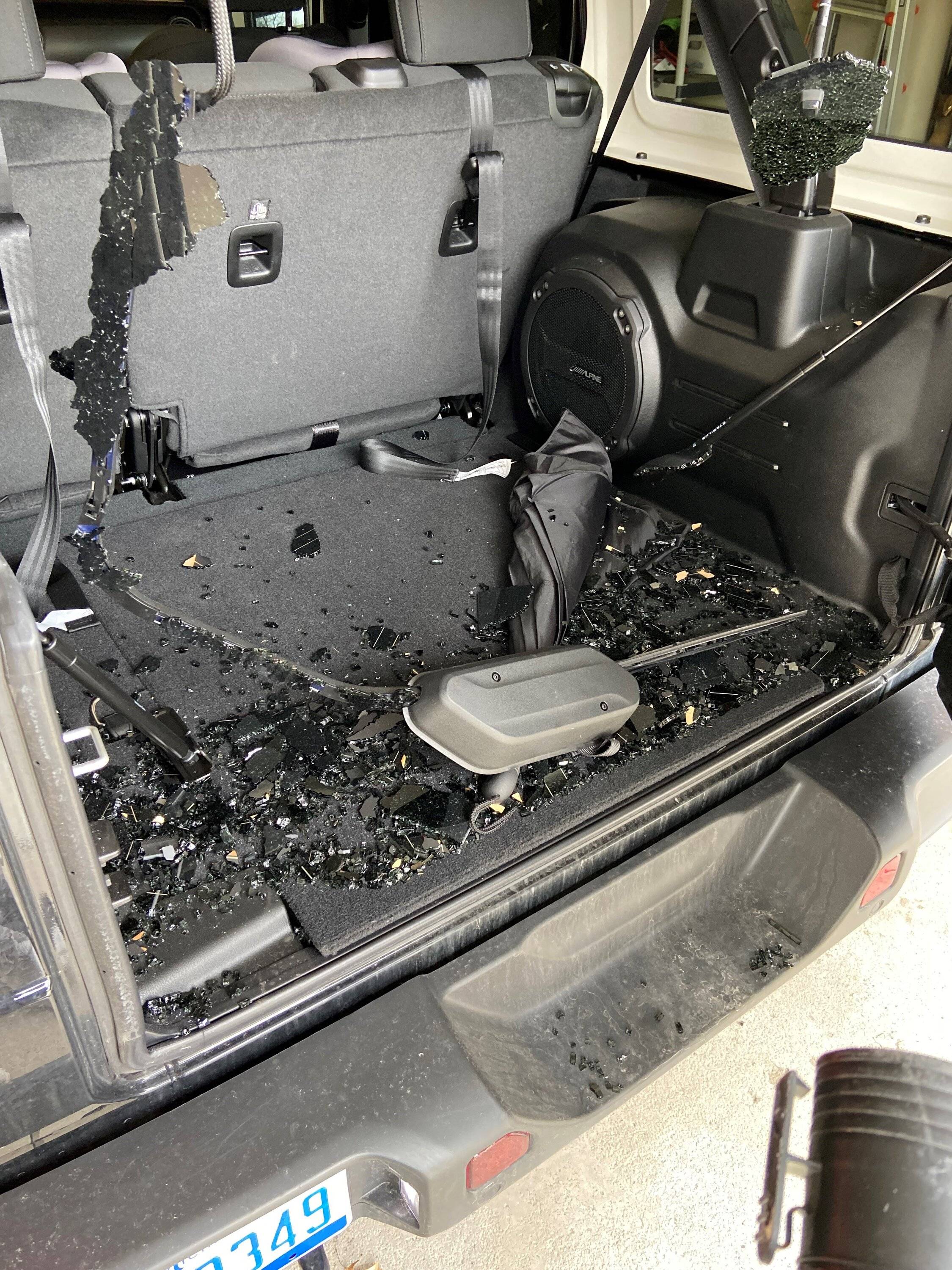 Rear Window Shattered from Defective Rear Defogger | Page 2 | Jeep ...